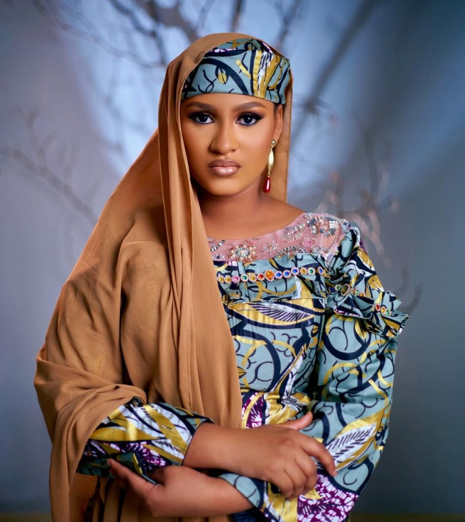 Firdausi Yahaya (Zainab Labarina) Biography, Age, Career, Net Worth ...